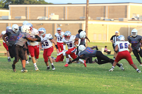 Apaches’ scrimmage conditions team for coming season | Webster Parish ...