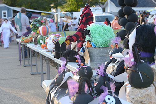 Libraries bring people together at Halloween | Webster Parish Journal