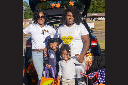 Libraries bring people together at Halloween | Webster Parish Journal