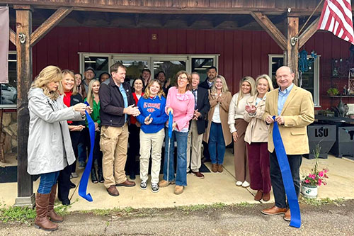 ‘Willow Shed’ opens officially opens doors | Webster Parish Journal